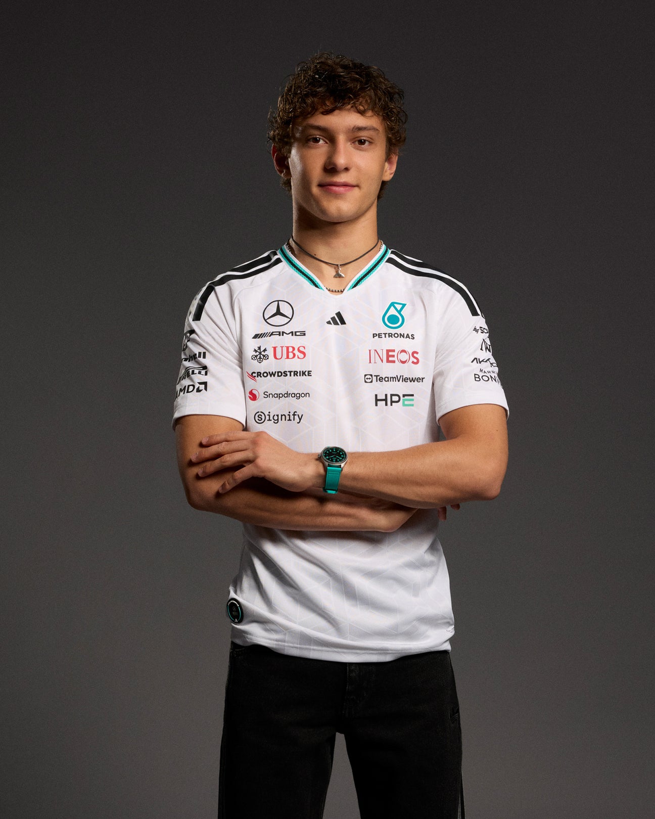 Mens 2026 Authentic Driver Tee – White | Official Mercedes-AMG PETRONAS ...