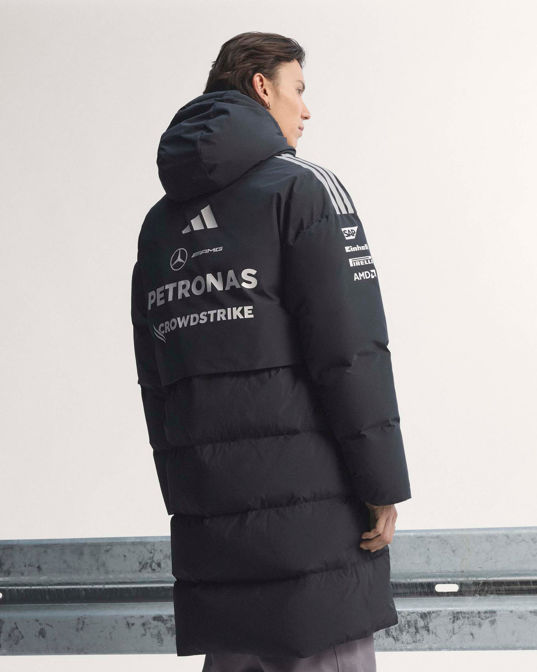 Mens 2026 Team Down Winter Jacket Black | Mercedes-AMG Petronas F1 Team ...