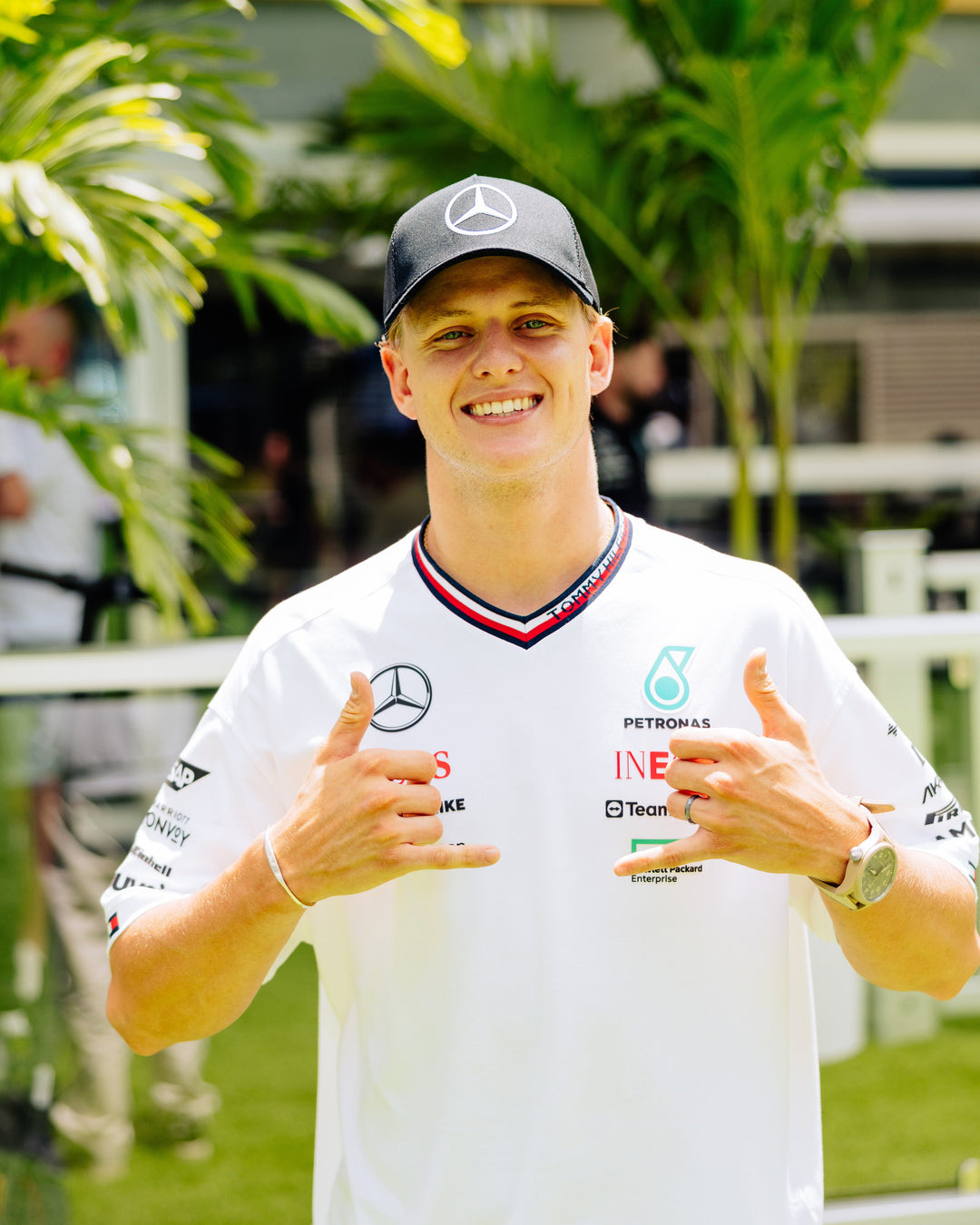 Fanwear & Clothing | Official Mercedes-AMG F1 Store